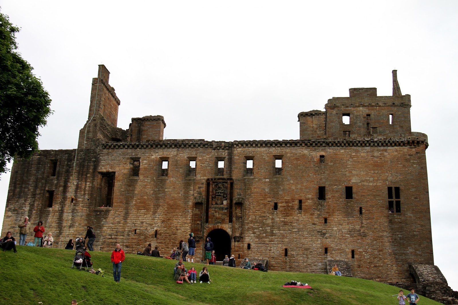 A year in Scotland: 29 - 30 June: Spectacular Jousting at Linlithgow ...