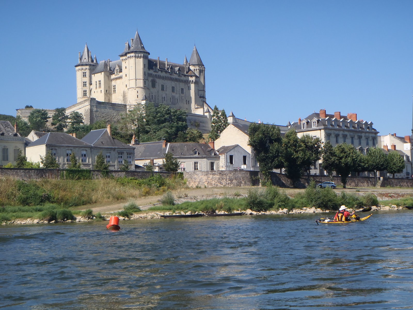 PAGAYEURS DU LEVANT: Escapade sur la Loire, de Nevers à Bouchemaine.