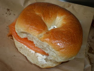 Ethnic Eating in London: Beigel Bake: Heavenly London Bagels