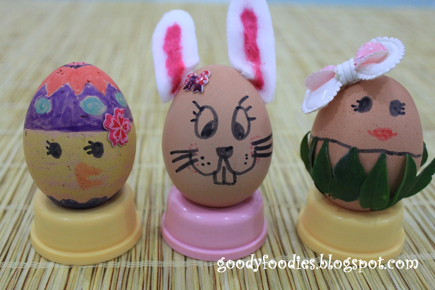 GoodyFoodies: Happy Easter: Egg decorating!