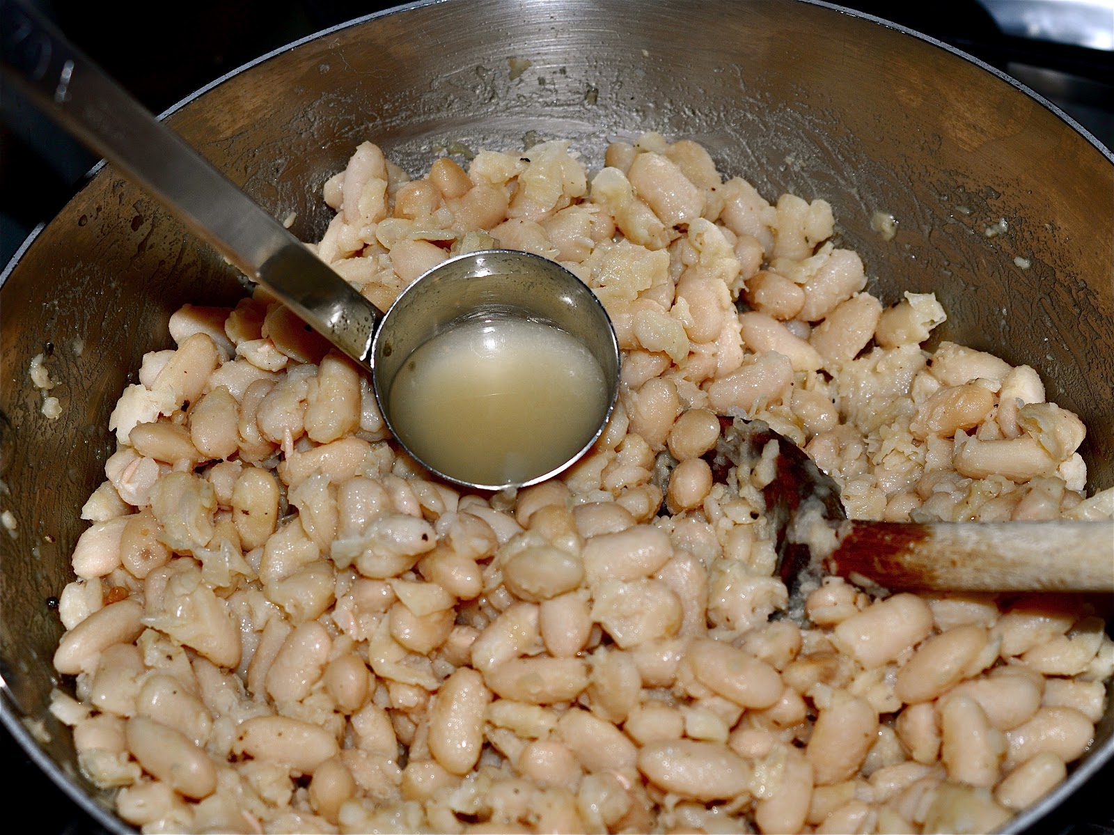Mister Meatball: Cannellini puree with bottarga