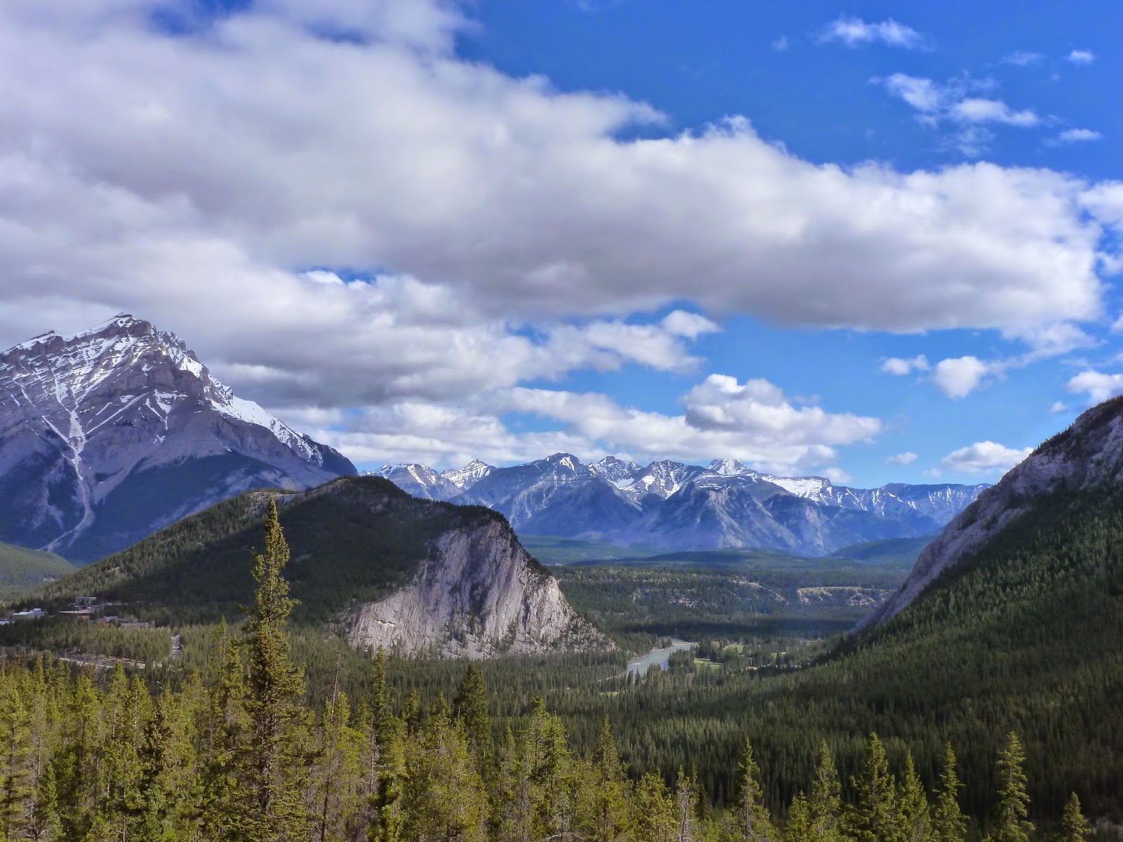 David Evans Travelogue: Canada, Banff, Calgary, Glacier Skywalk, Rocky ...