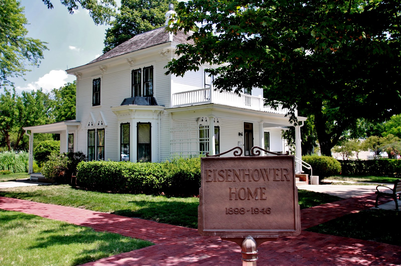 jerrysgloriasrvtravels: Kansas Capitol & Ike's Boyhood Home