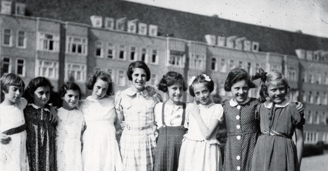 The Anne Frank Story: Saturday, 20 June, 1942 - Foundation of ...