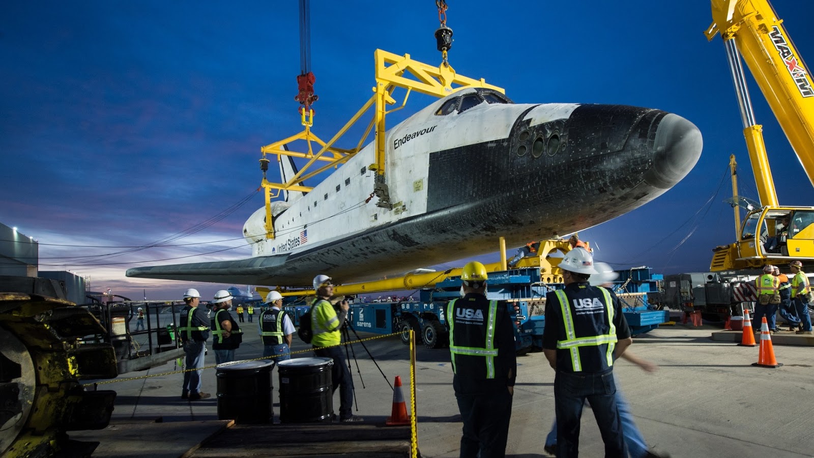 Endeavour wallpapers