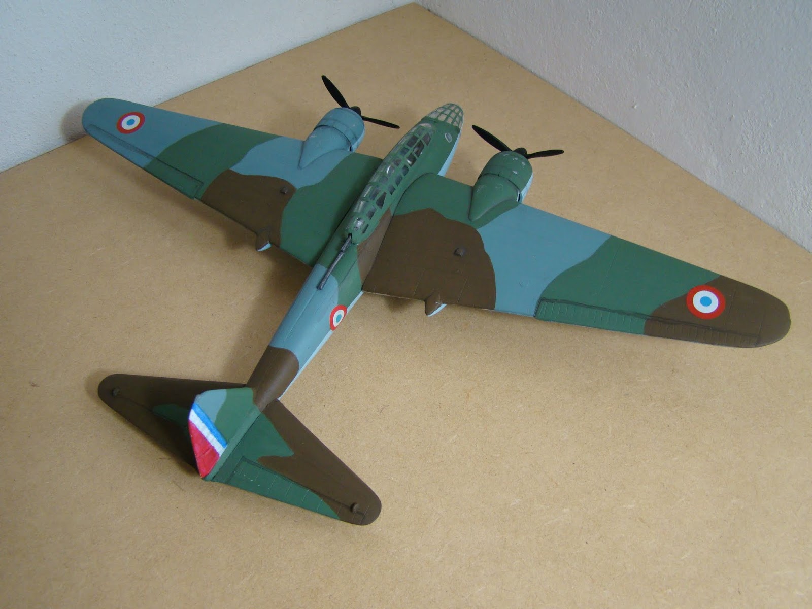 Pequeño Museo de Aviones: Amiot 351 y 354