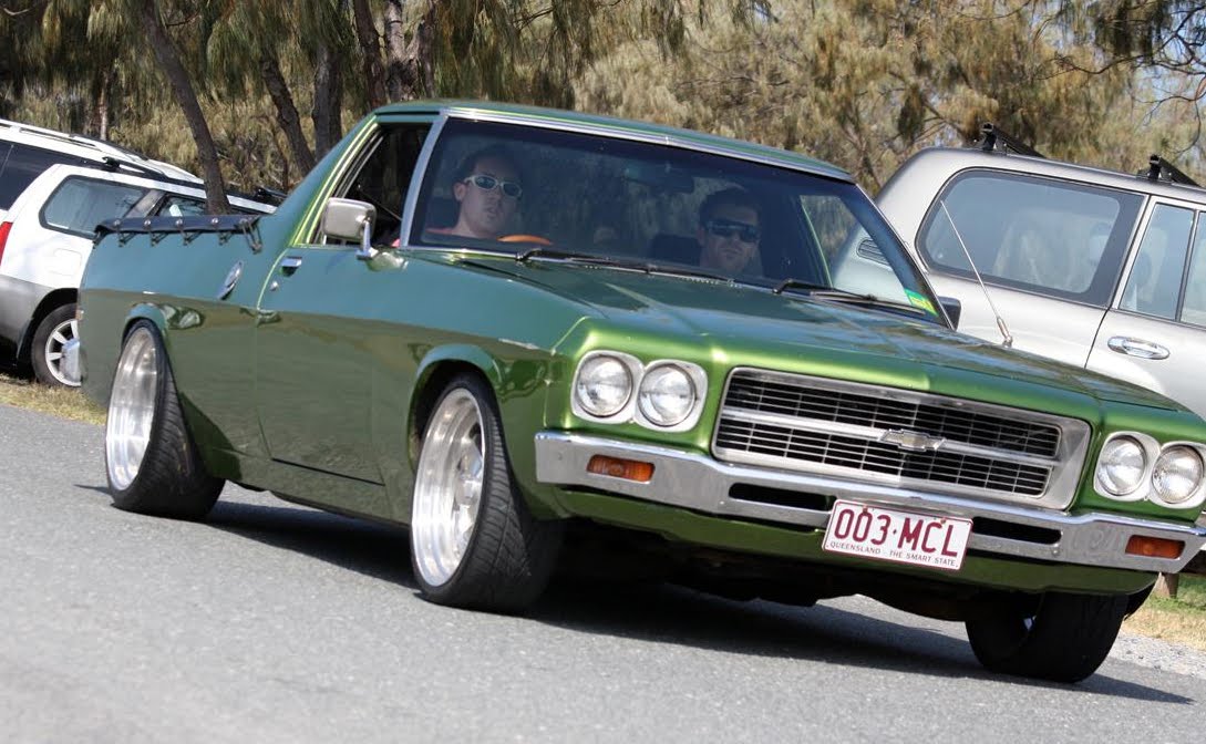 [ Retro Car Mania ]: [ GALLERY PHOTO ] - HOLDEN "LOW LOOK"