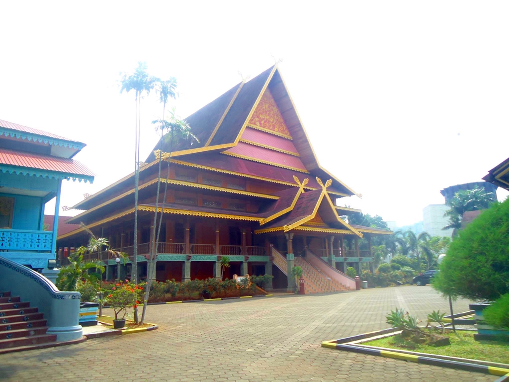 Warna-warni Melayu Riau di TMII, Jakarta | Ukur