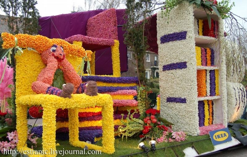 INILAH PARADE KARANGAN BUNGA YANG UNIK - pondok reot