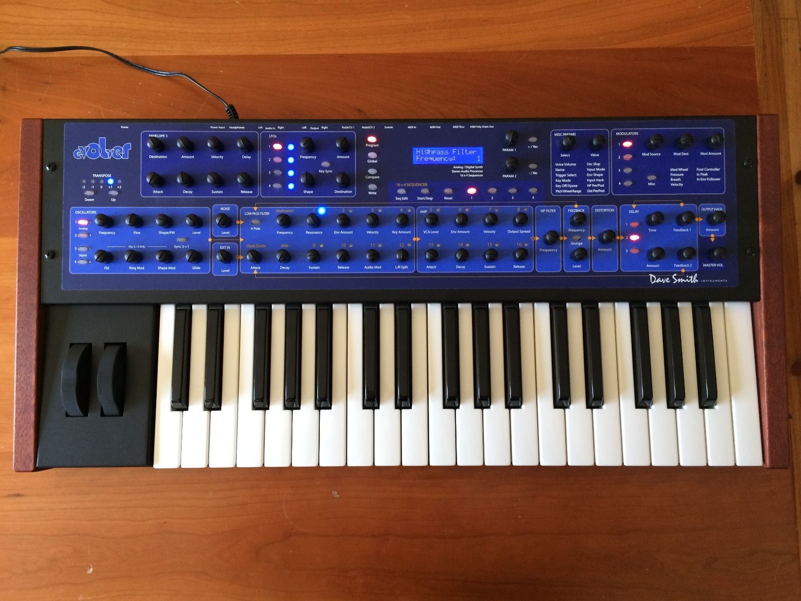 MATRIXSYNTH: Dave Smith Instruments Mono Evolver Synthesizer PE Edition