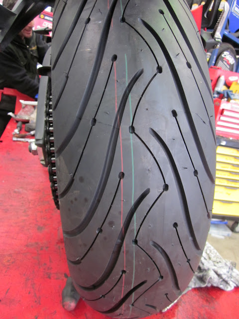 Confessions of an Ageing Motorcyclist: Michelin Pilot Road 3 - end of ...