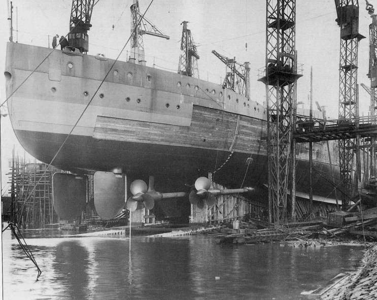 ACORAZADO HMS BARHAM (04): HUNDIMIENTO - WW2 en Imágenes - Blog Segunda ...