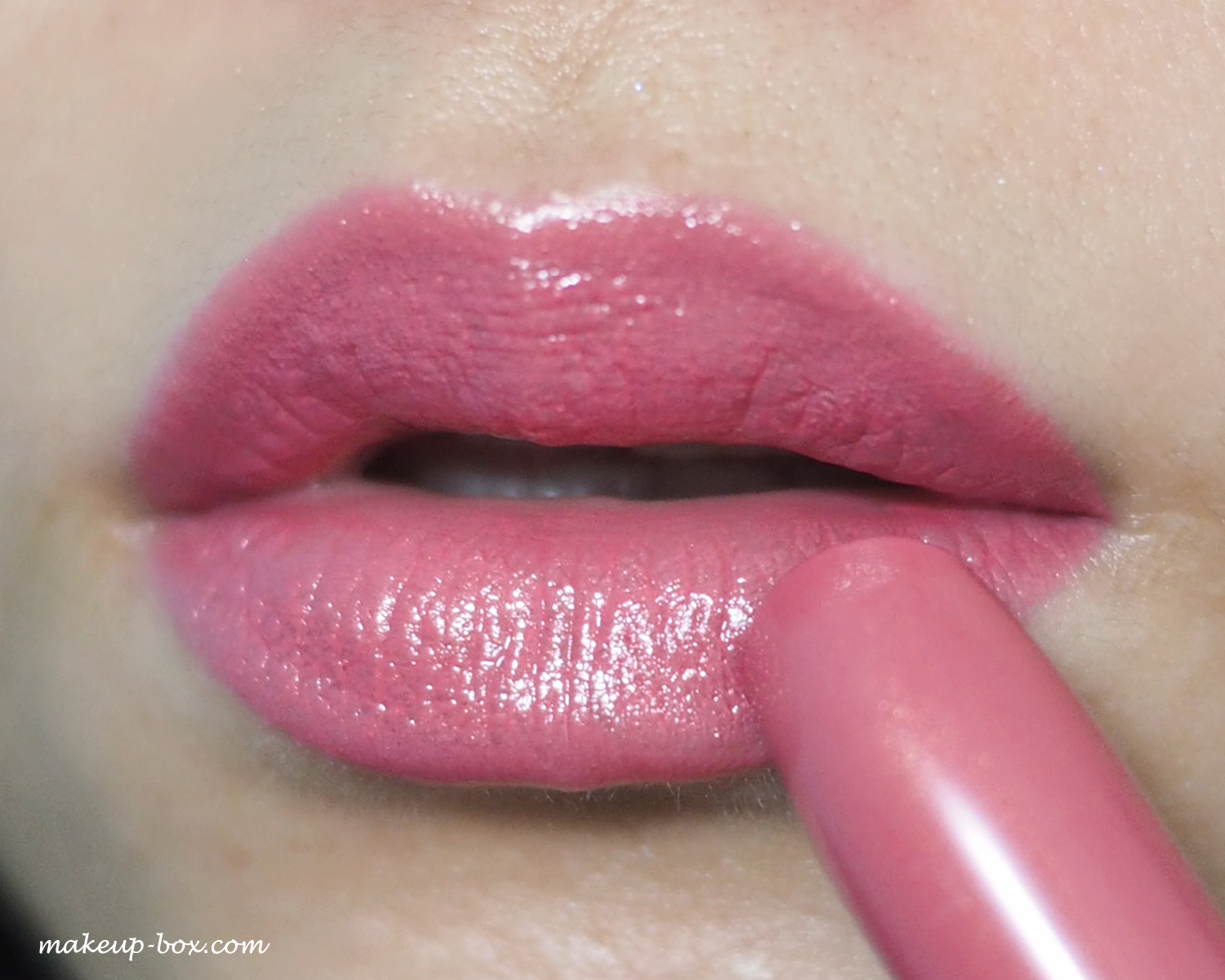 The Makeup Box: Rouge Dior Fall 2016 "It" Shades swatched!