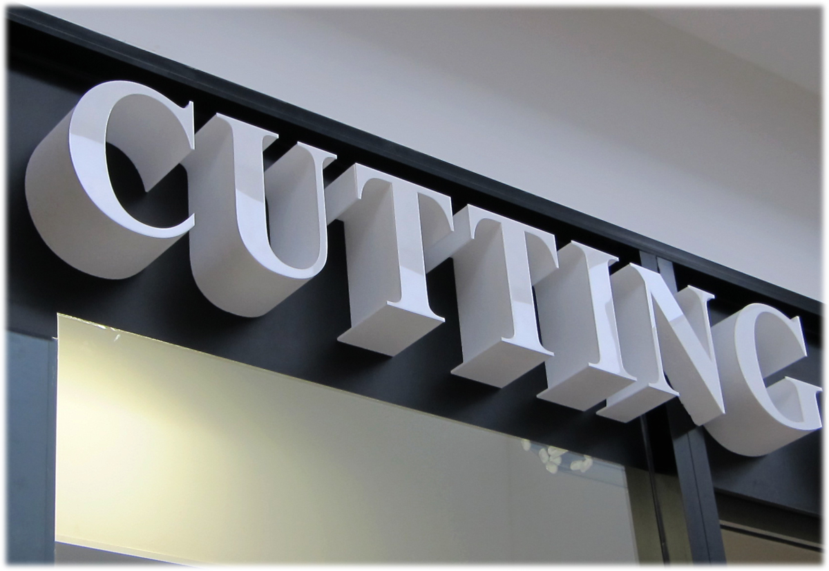 Material yang digunakan untuk Huruf Timbul