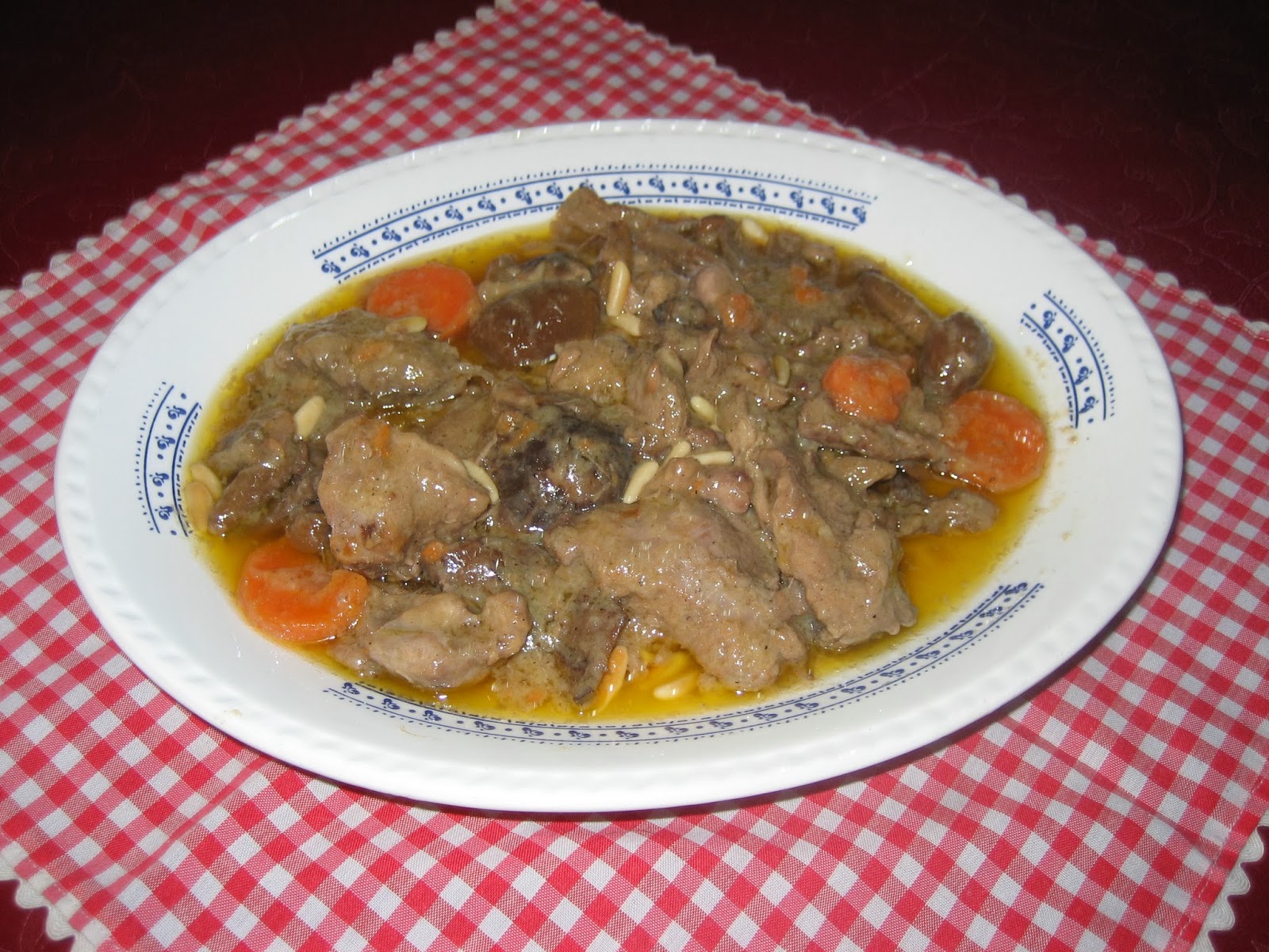 TOT CUINANT A CASA: SENGLAR ESTOFAT