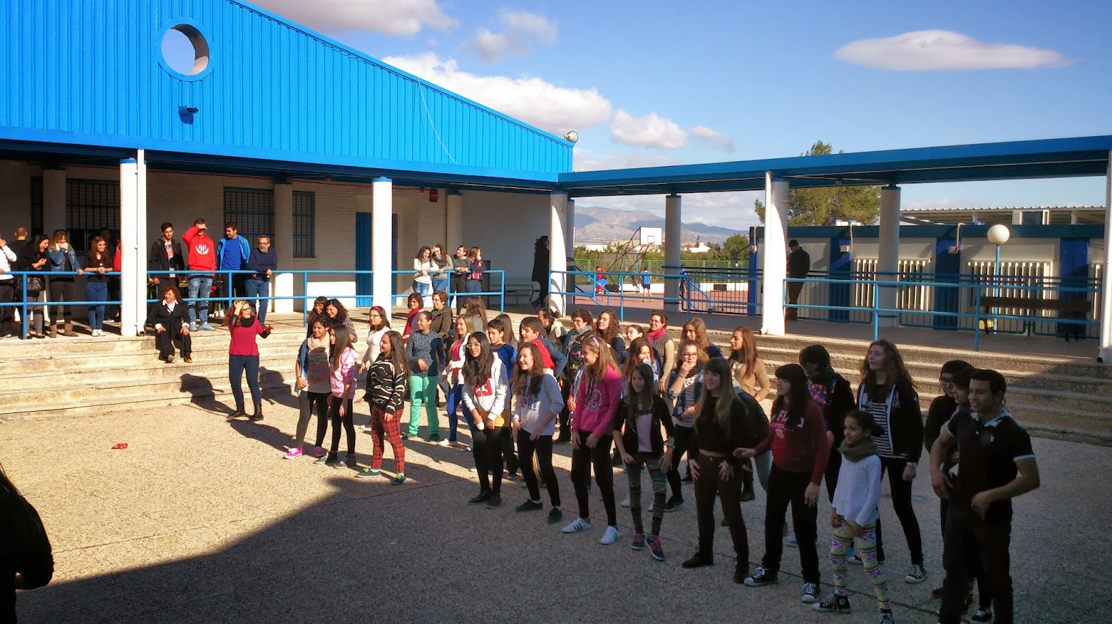 Instrumentos, voces,...ple.