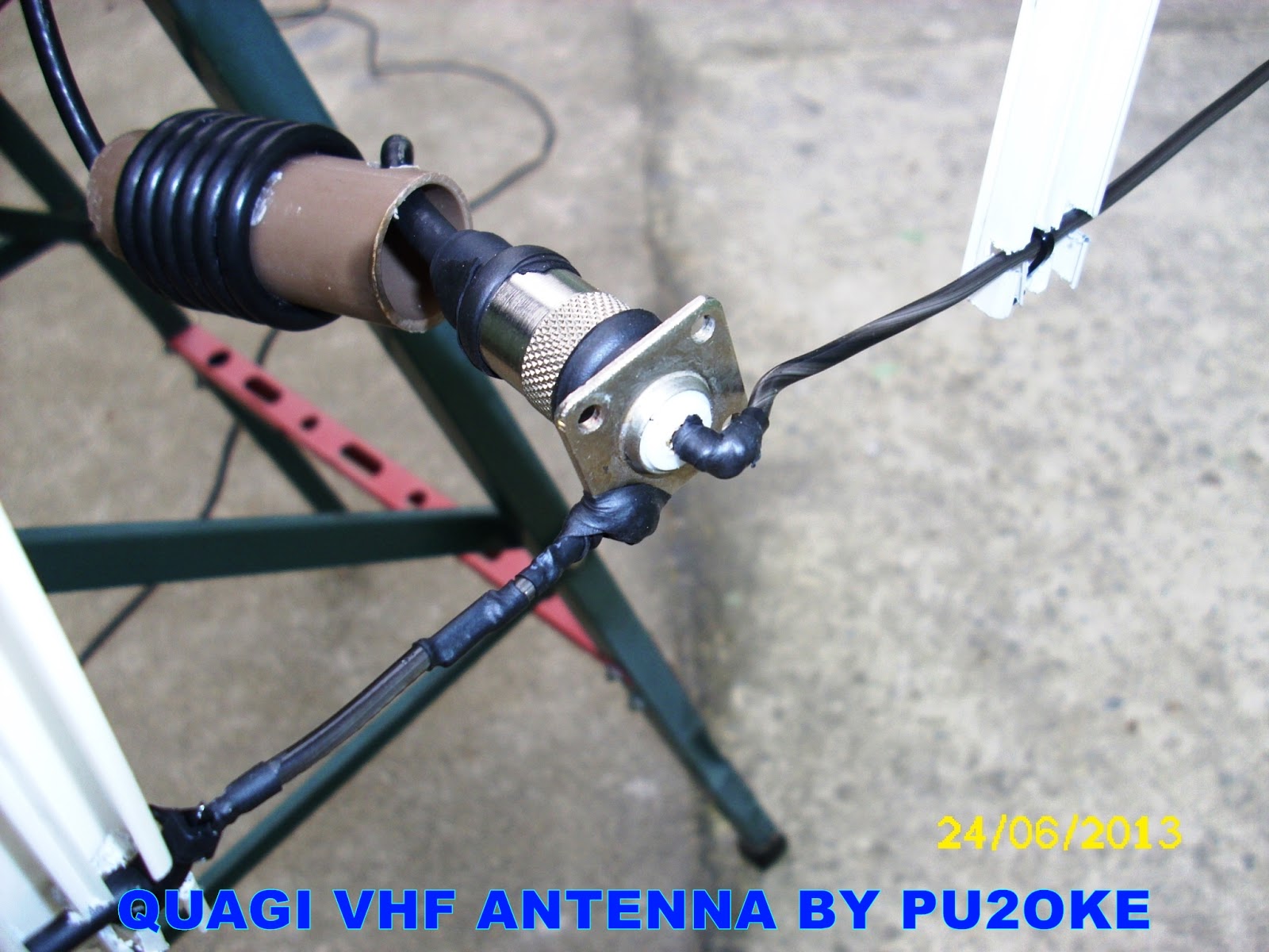 PU2OKE - S.RICARDO: HOMEBREW QUAGI ANTENNA VHF/UHF BY PU2OKE