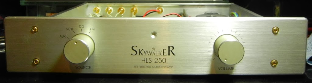 類比與數位二重奏: 最近新增的音響器材---天行者 HLS-250前級