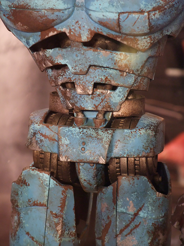 toyhaven: 3A Real Steel Ambush Robot Figure Preview