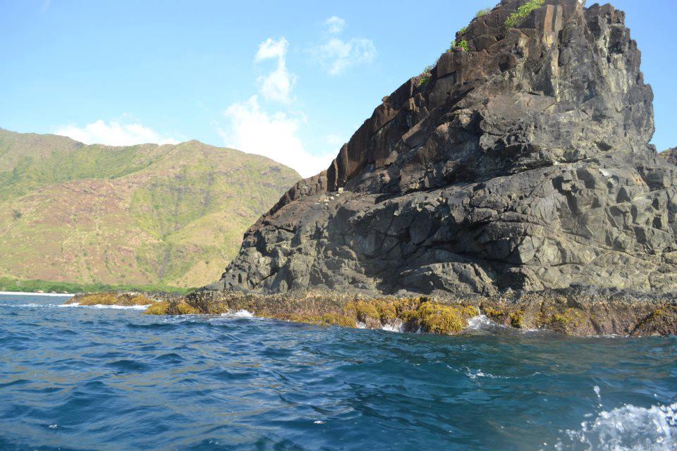 The Philippines: Anawangin: A Perfect Place to Stay