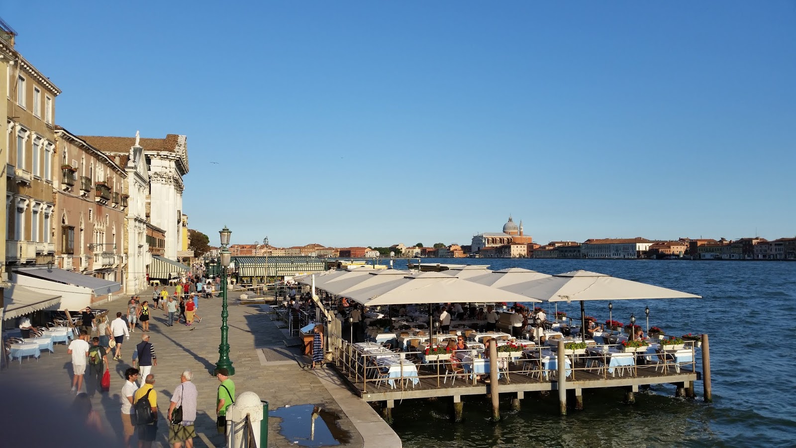 3 Days In Venice, Italy - Maddox Tan