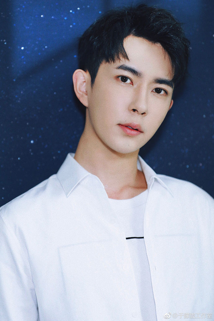 Yu Menglong Unfollows EE-Media | DramaPanda