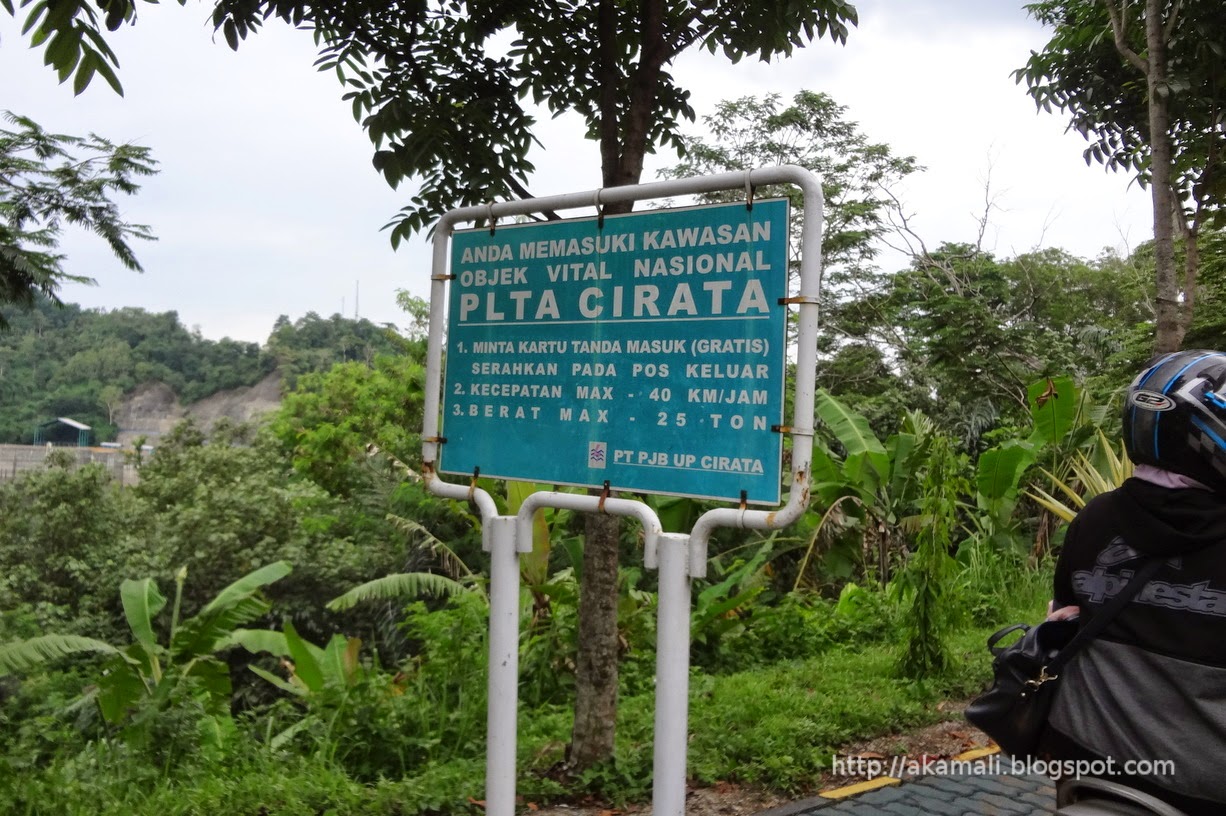 Makan Meriah Di Waduk Cirata | panduan bisnis online