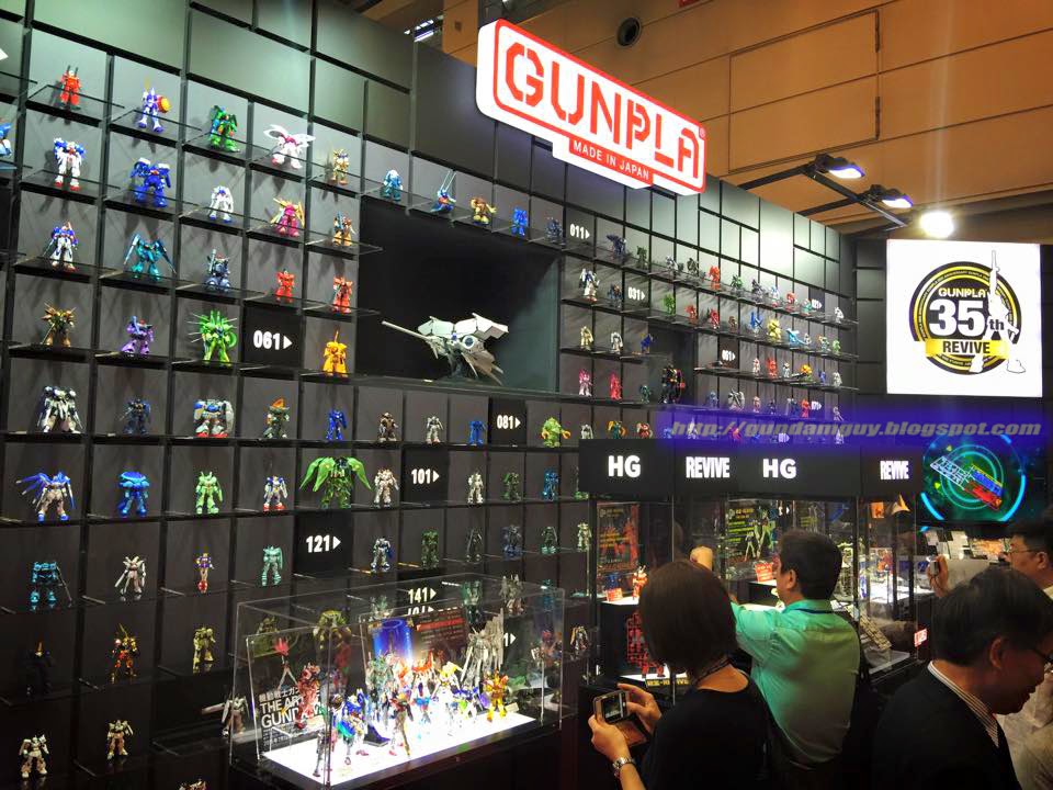 GUNDAM GUY: GUNPLA: Wall of High Grade 1/144 Gunpla - On Display ...