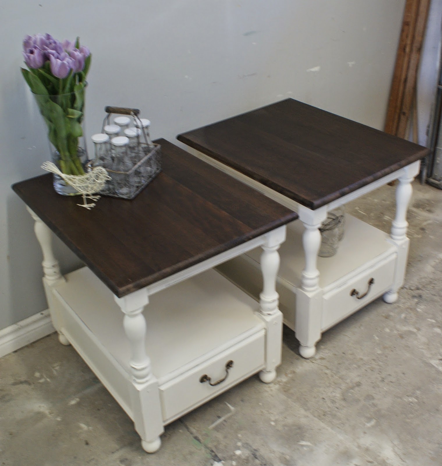 Better Than New: I LOVE These Side Tables