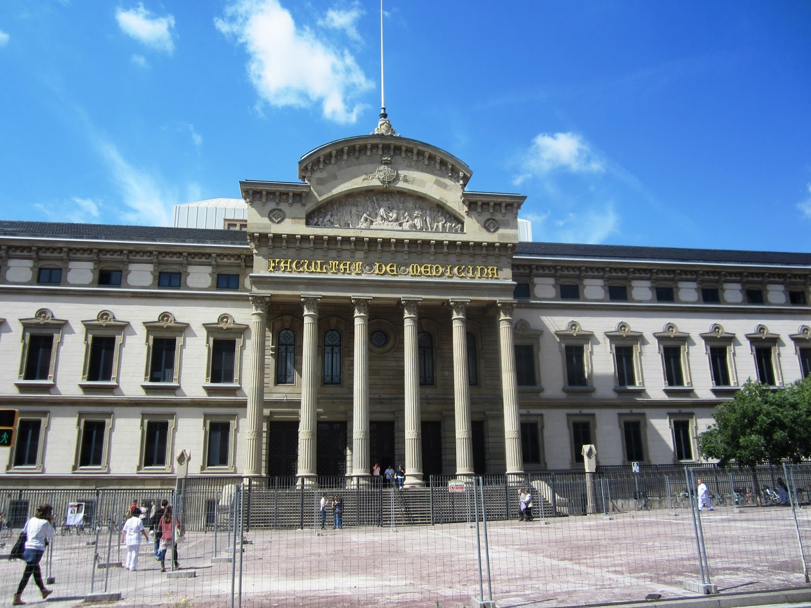 Redescubriendo Barcelona y más allá: 24/05/2016 Facultad de Medicina de ...