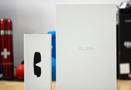 Review of Google Glass XE v2 Official Unboxing Images