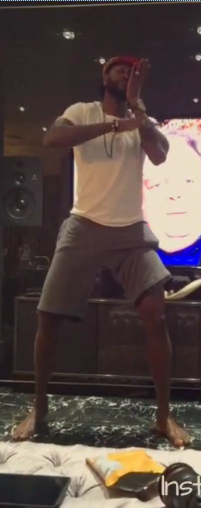 Pics: Footballer Emmanuel Adebayor dances Shoki to Kiss Daniel's Woju