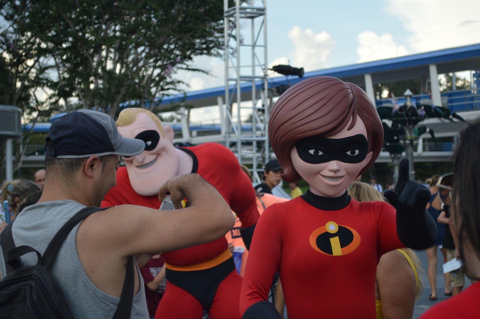 Disney Tidbits from a Disney Nut: THROWBACK THURSDAY! Since Incredibles ...