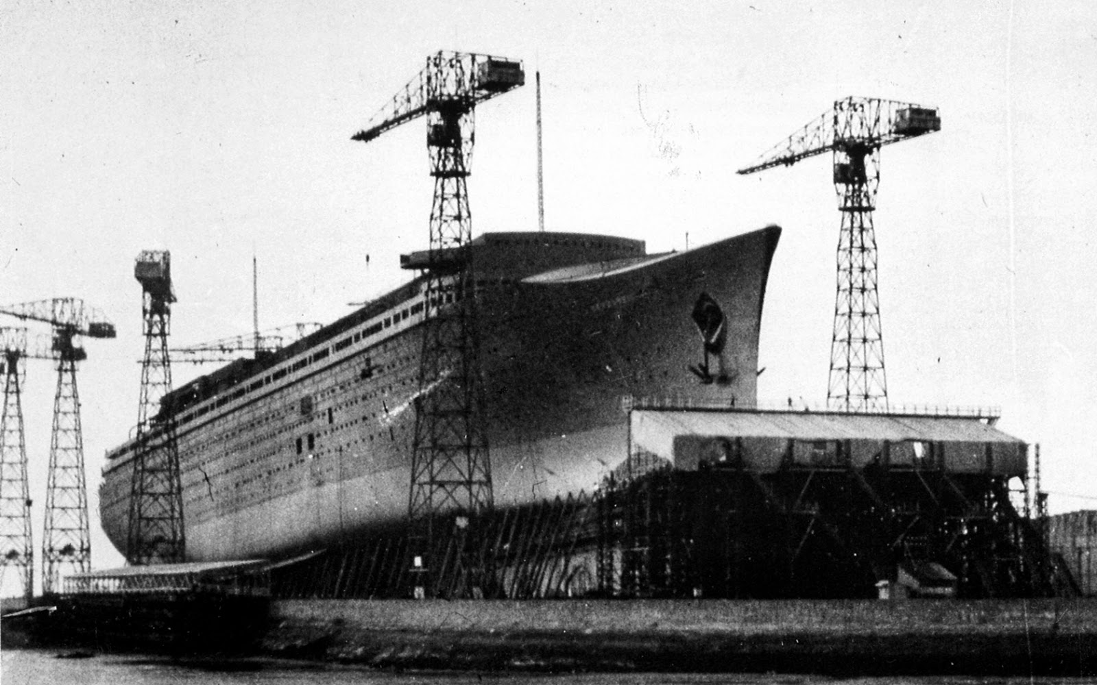 Ocean Superliners: (The Normandie..Construction and Launch Part 1) The SS Normandie's ...