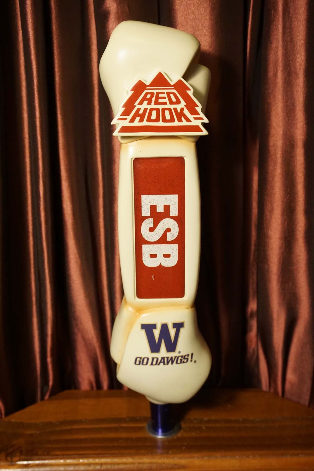 Tap Handle #530: Redhook - ESB