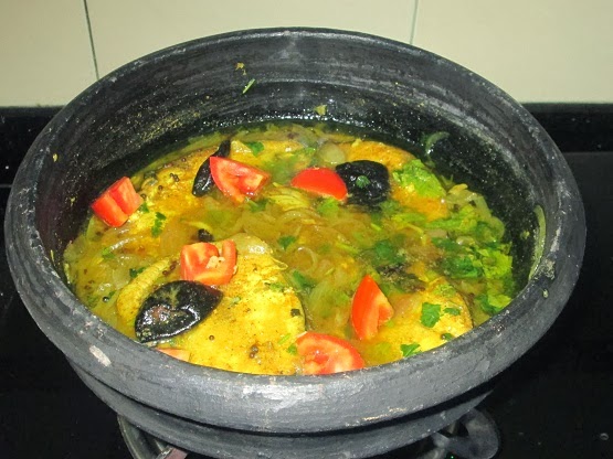 Shobha's Food Mazaa: MEEN MOILEE / MOLEE ( Kerala Style Fish Curry with ...