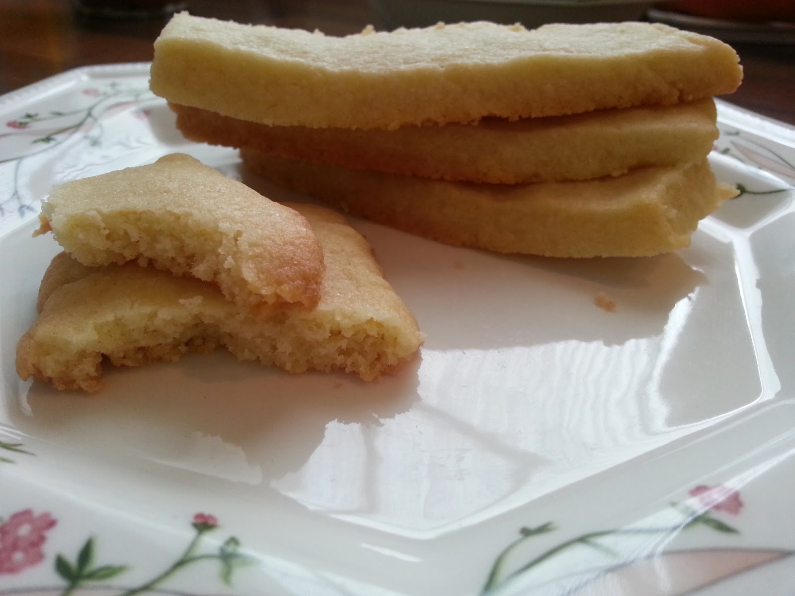 Qui veut du dessert?: Les shortbread ou sablés écossais pur beurre...