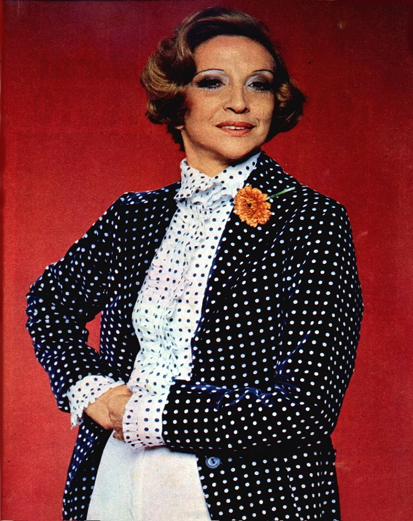 Biografia, Célia Biar(atriz)