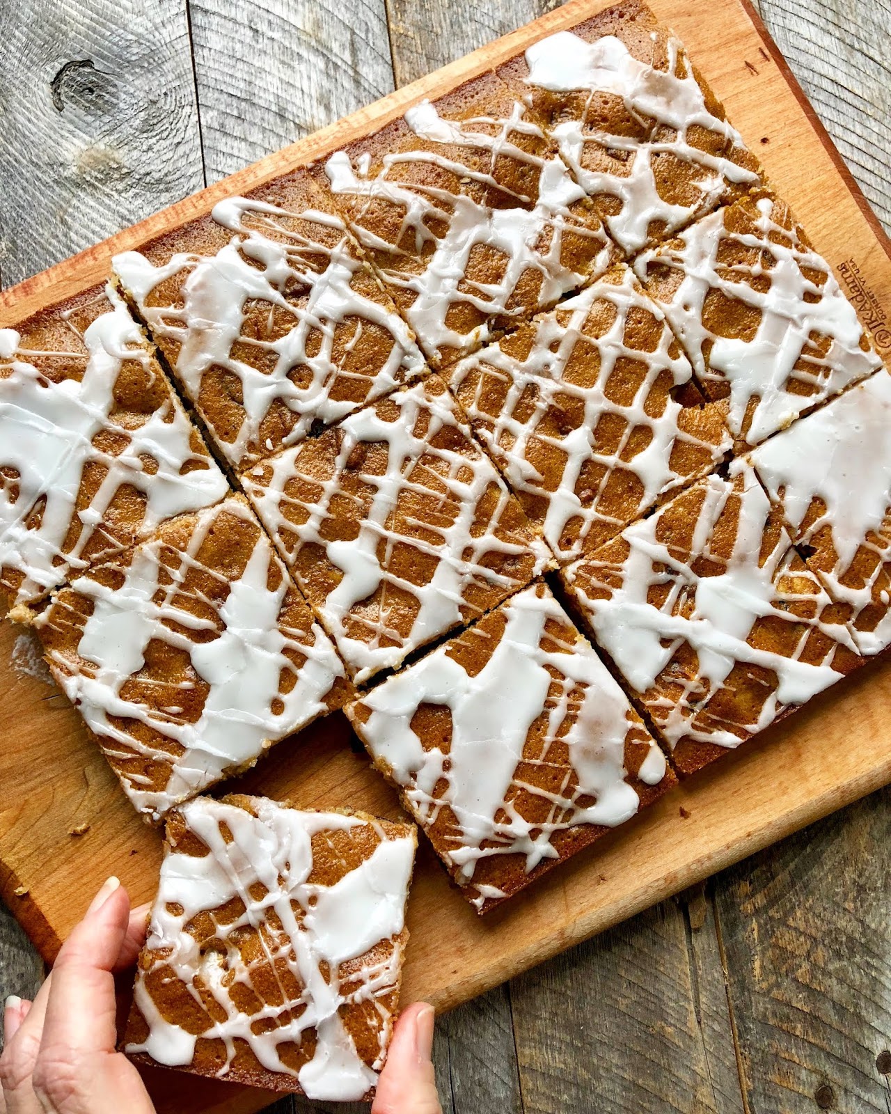 Marie's Old Fashioned Raisin Spice Bars