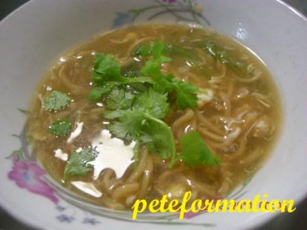 PeteFormation Foodie Adventure: Braised Ee Mee (Fried Egg Noodles) Recipe
