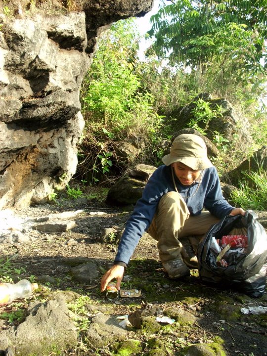 Wisata Kasumedangan: Gunung Karang Sumedang