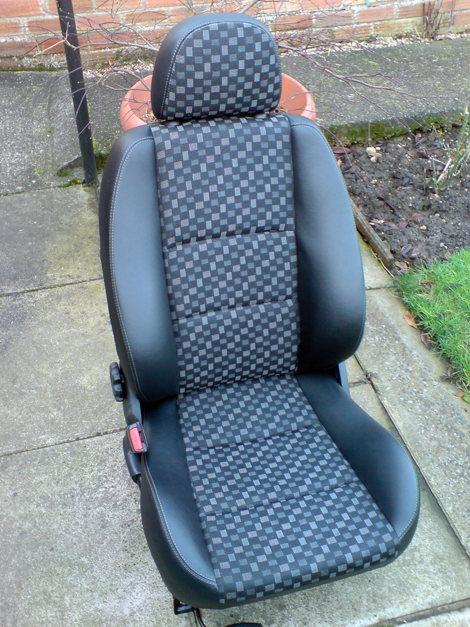 New MG ZR Half Leather Matrix Seats | MG Rover 25 Build Blog