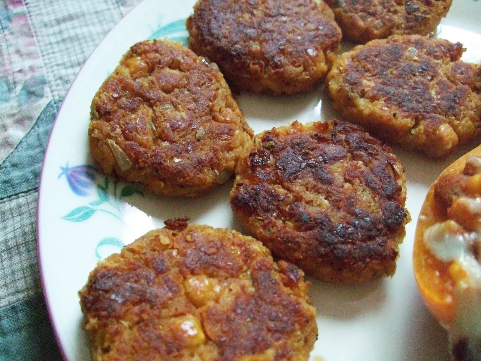 Where the Veggies Are: Crispy Cajun Chickpea Cakes