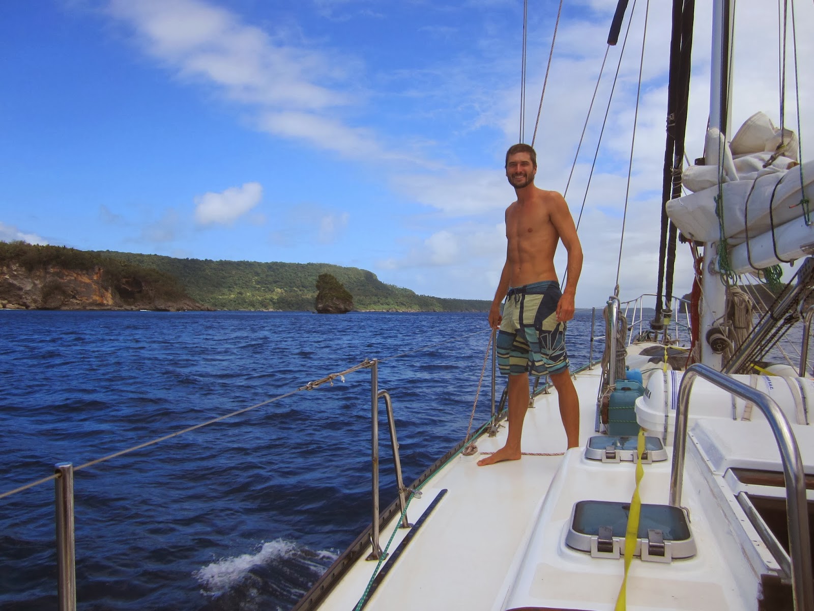 Gone with the backpack: TONGA. The last kingdom in South Pacific