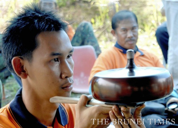 The Historic Gasing or Spinning Tops