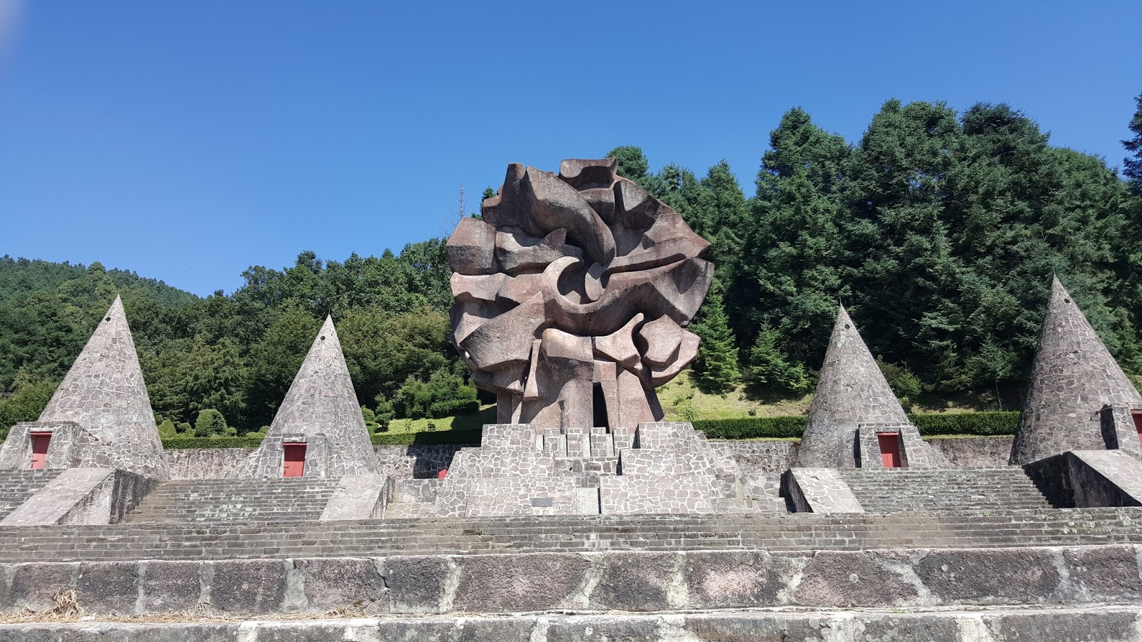 Road of Faith and Art / Camino del Arte Sacro: Otomi Ceremonial Center