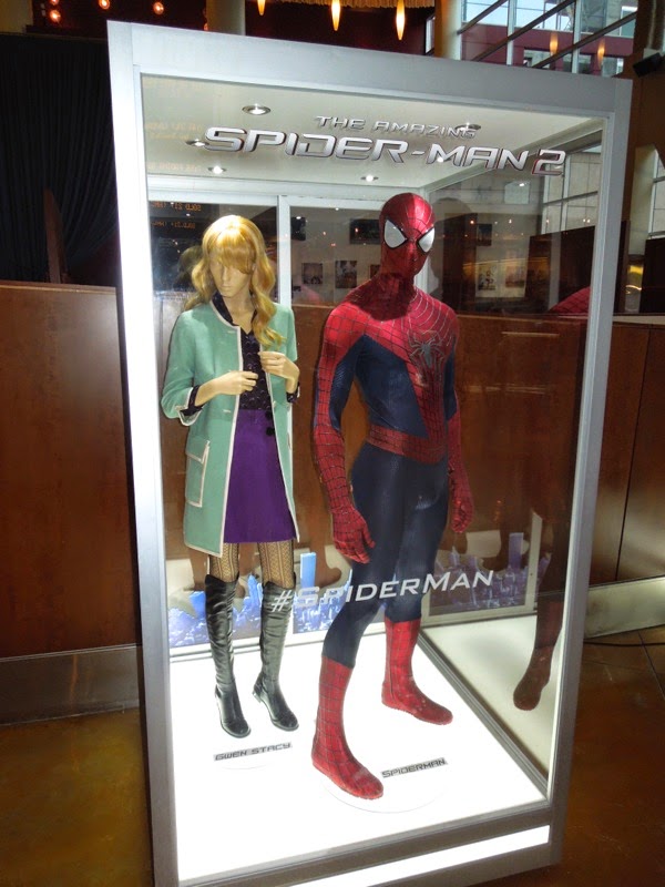 Hollywood Movie Costumes and Props: Spider-man and Gwen Stacy costumes ...