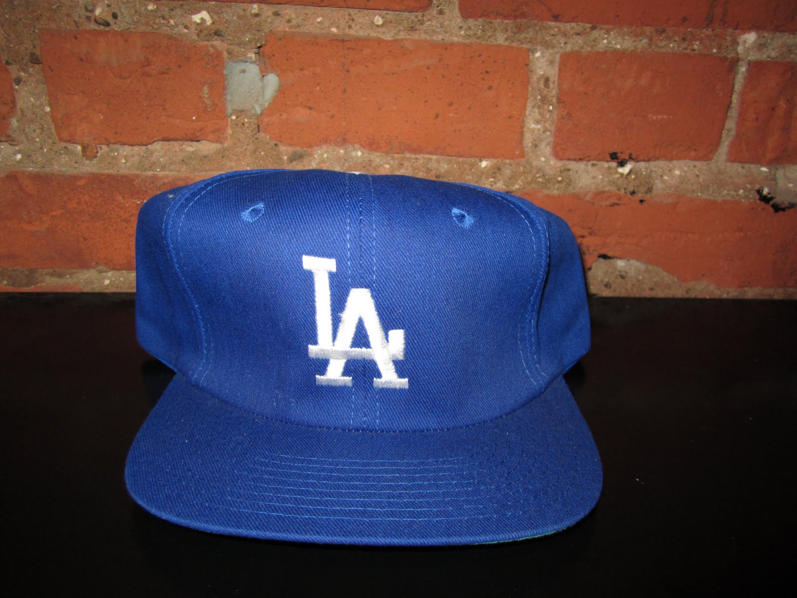 FLAT SPOT SKATE SHOP: VINTAGE SNAPBACK HATS FROM THE 80'S AND 90'S