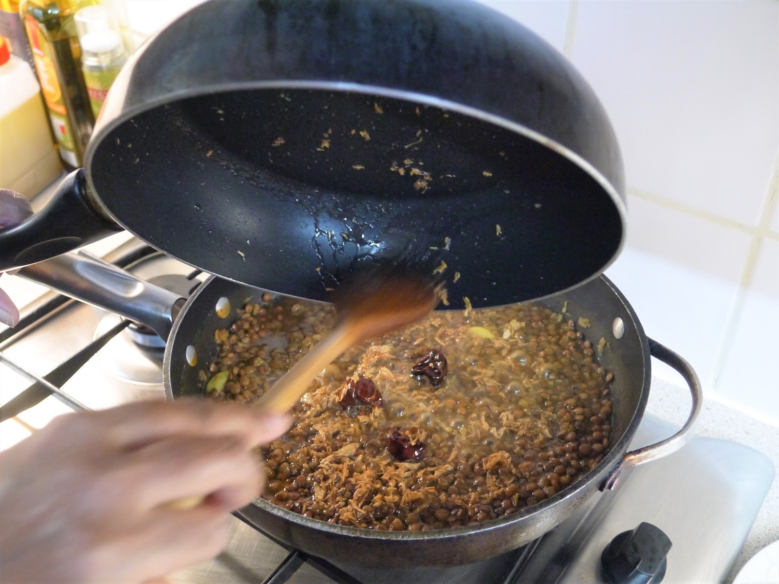 This Muslim Girl Bakes: Brown Daal.