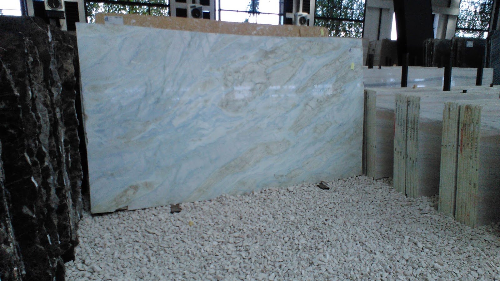 Alasan Mengapa Marmer Kurang Cocok Untuk Top Table Kitchen